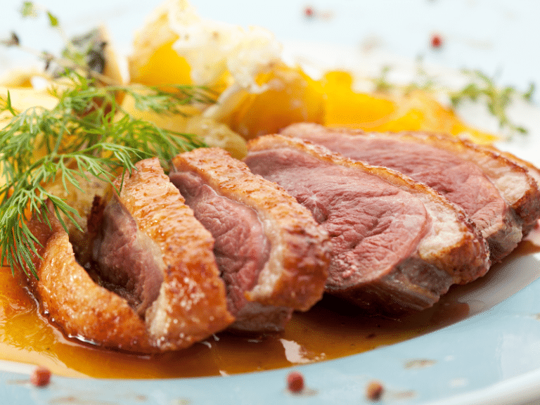 What To Serve With Duck Confit? 9 Side Dishes & Sauces Ideas - One Does ...